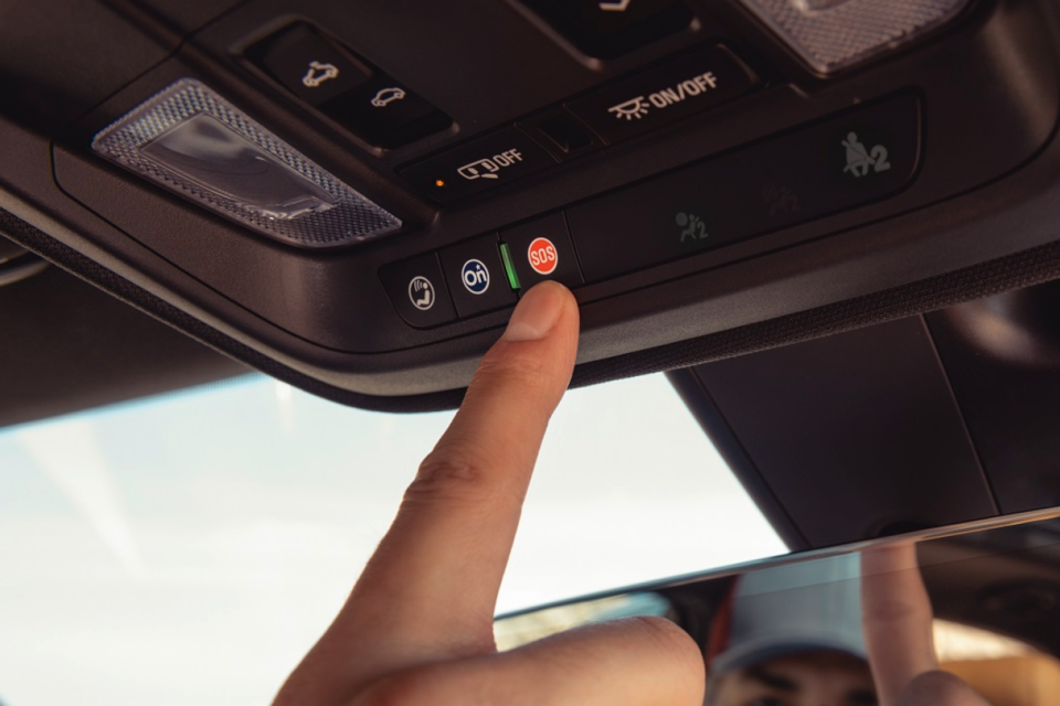 Emergency Assistance | OnStar Arabia